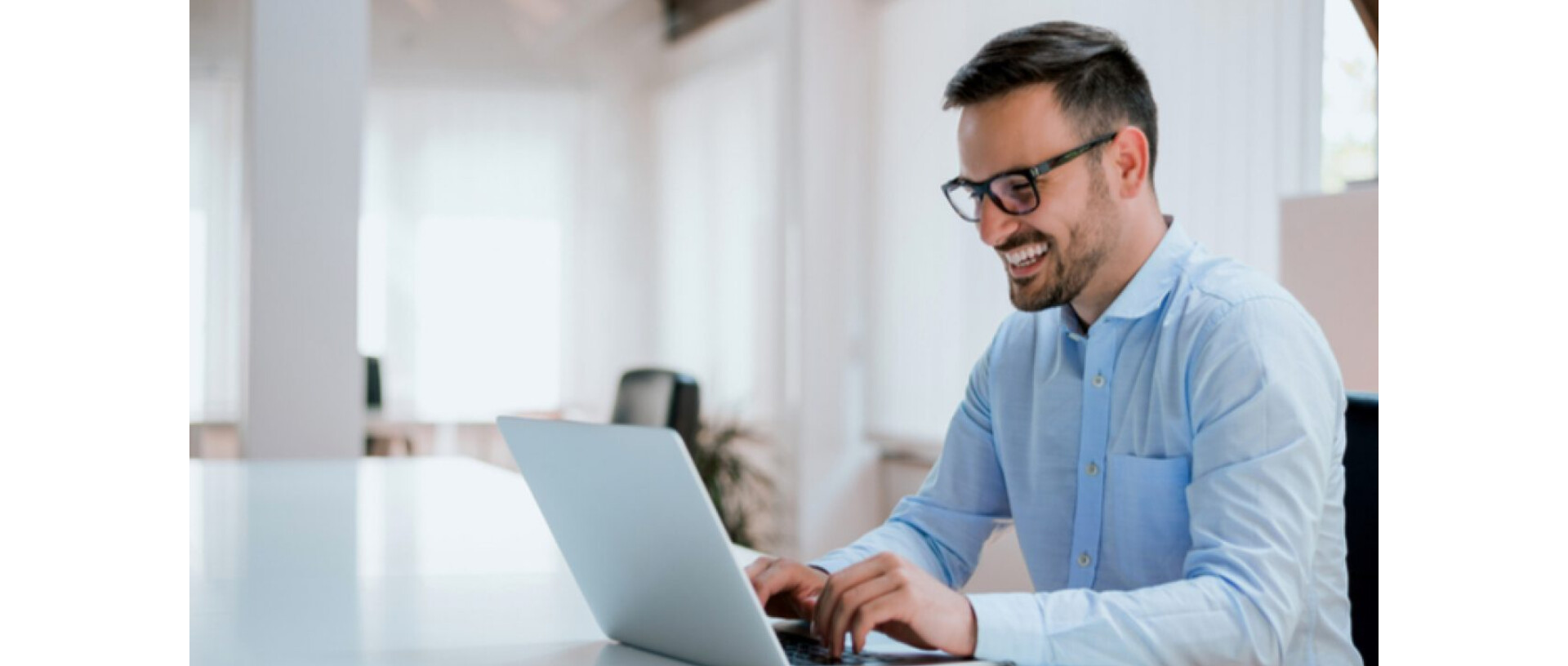 ویژگی و مزایای فریلنسری| دانشگاه علم و فرهنگ